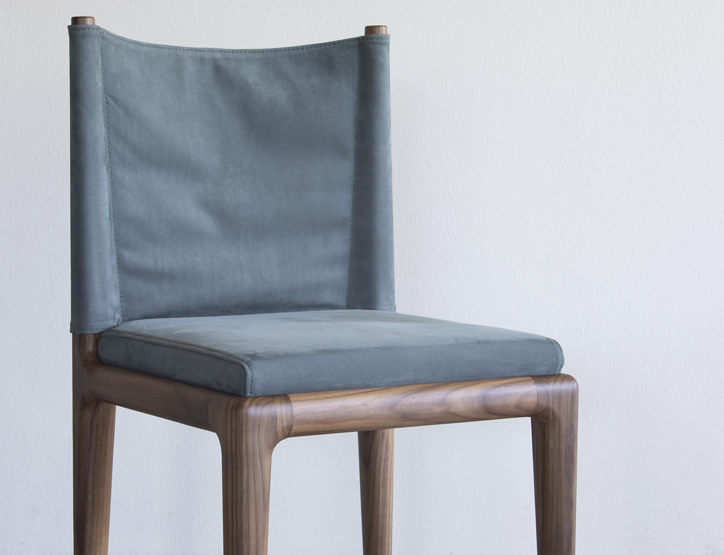VAN ROSSUM · ABI CHAIR LARGE